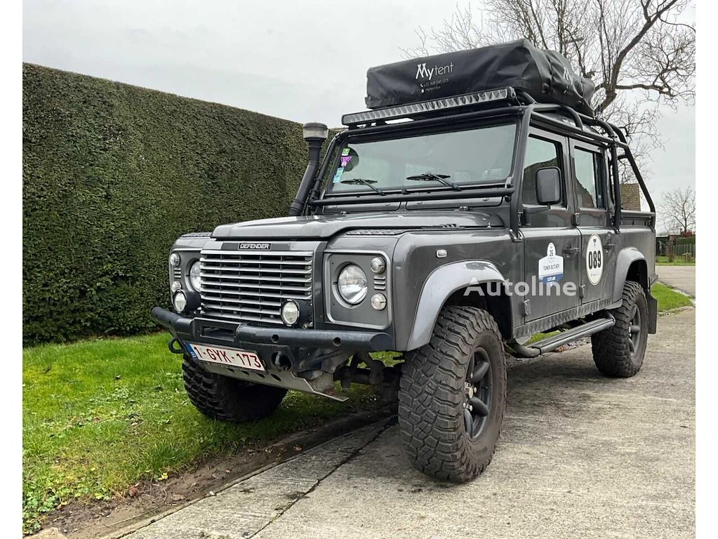 Prodaje se Landrover Defender terenac na aukciji