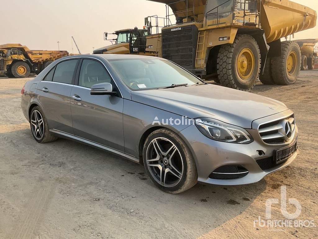 Prodaje se Mercedes-Benz E250 krosover na aukciji