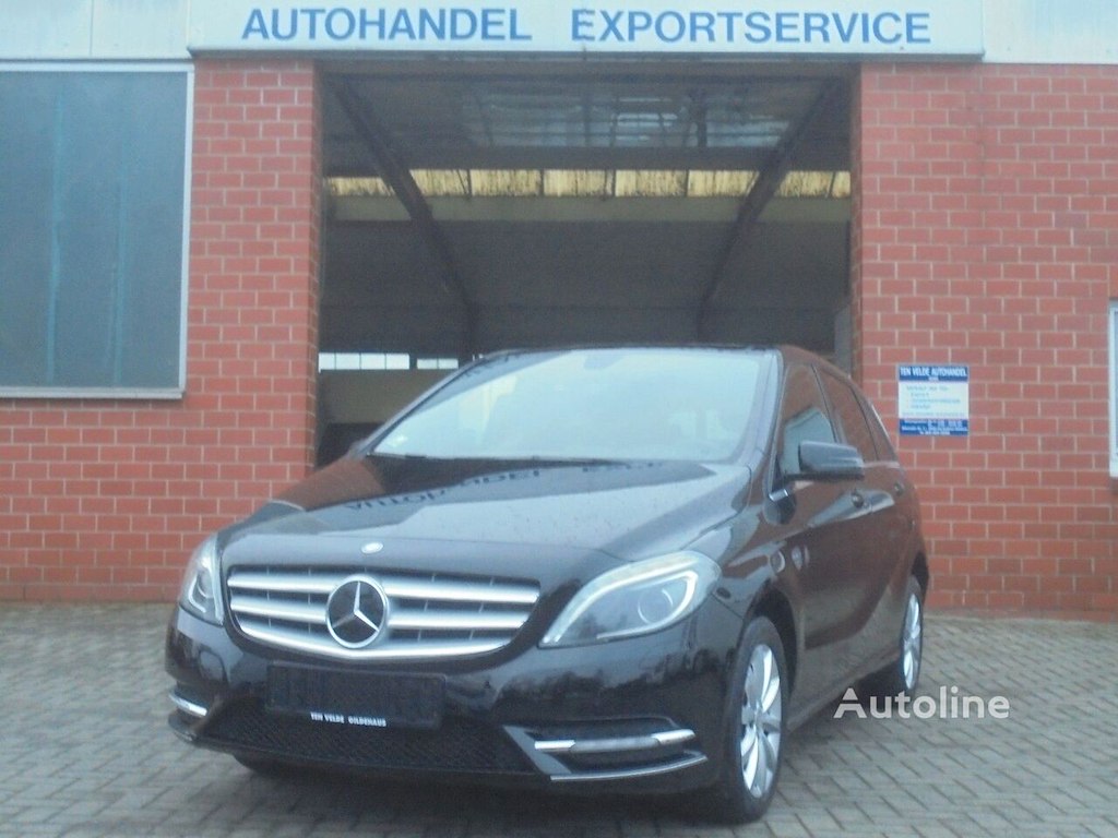 Mercedes-Benz B 200 CDI Autom., Panorama, Navi, Klima, Tempom hečbek