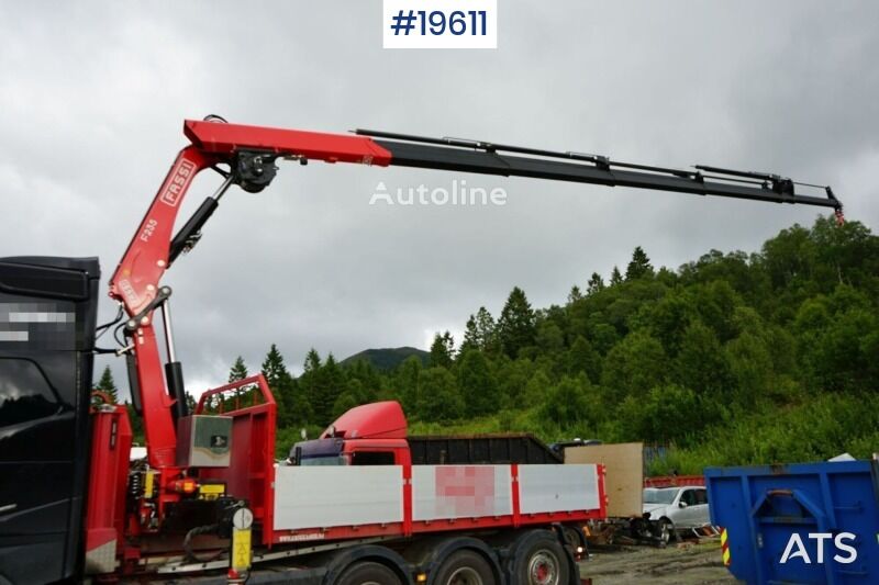 Crane platform on hook frame with Fassi crane and winch autodizalica s kranom