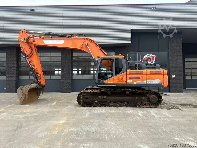 Bager za puzanje
Doosan DOOSAN DX 300 LC