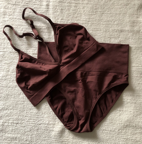 Zara komplet za trening