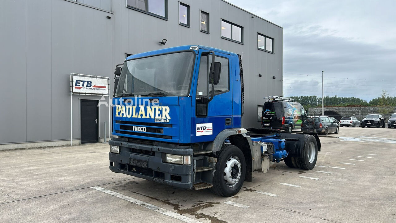 IVECO Eurocargo 180 E 27 (MANUAL PUMP / POMPE MANUELLE) tegljač