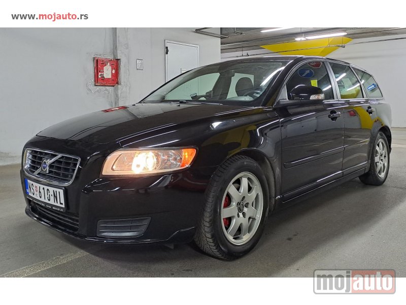 Volvo V50 D2