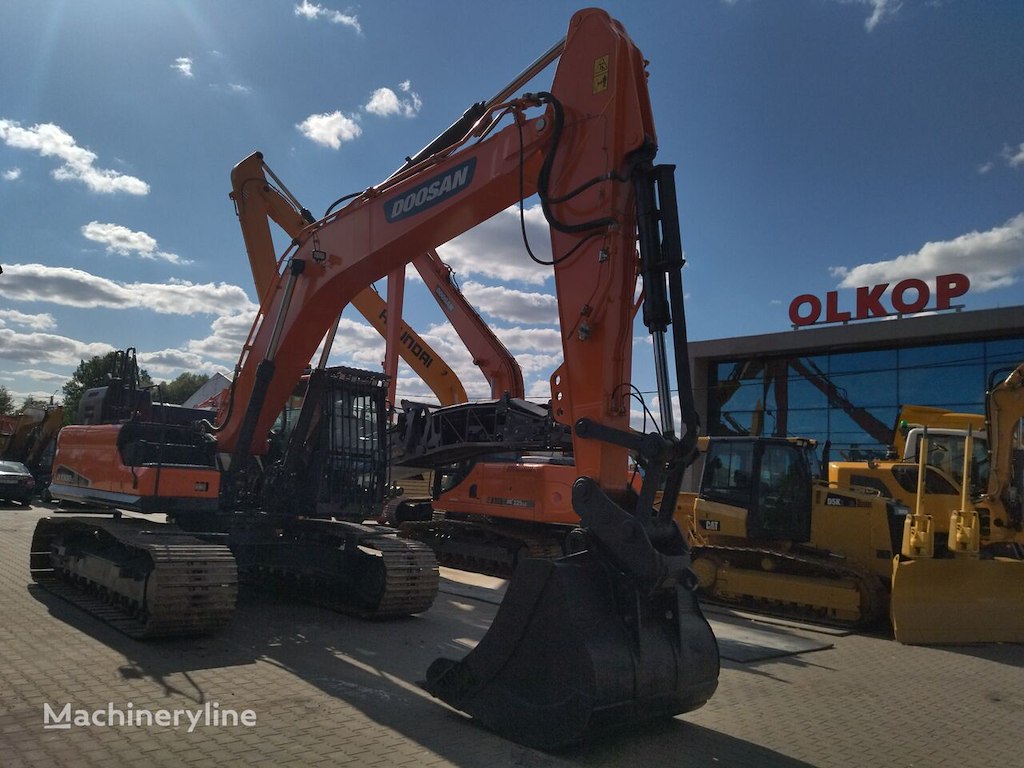 Doosan DX300LC-5 Z SYSTEMEM 3D LEICA bager guseničar