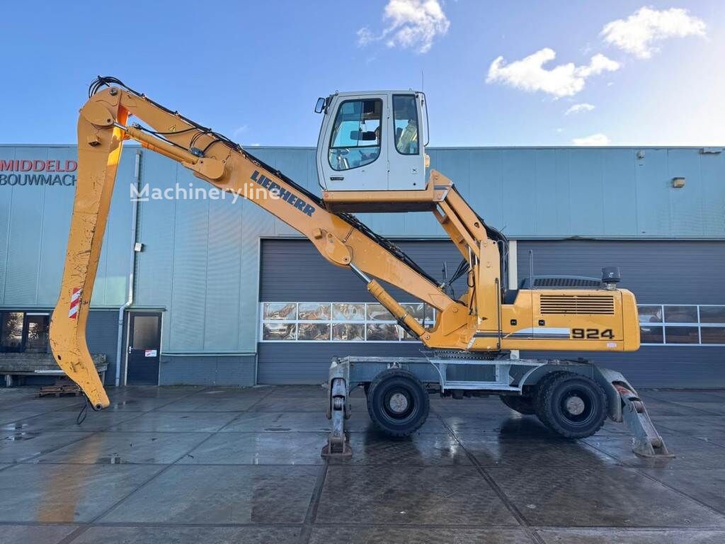 Liebherr A 924 C bager za pretovar