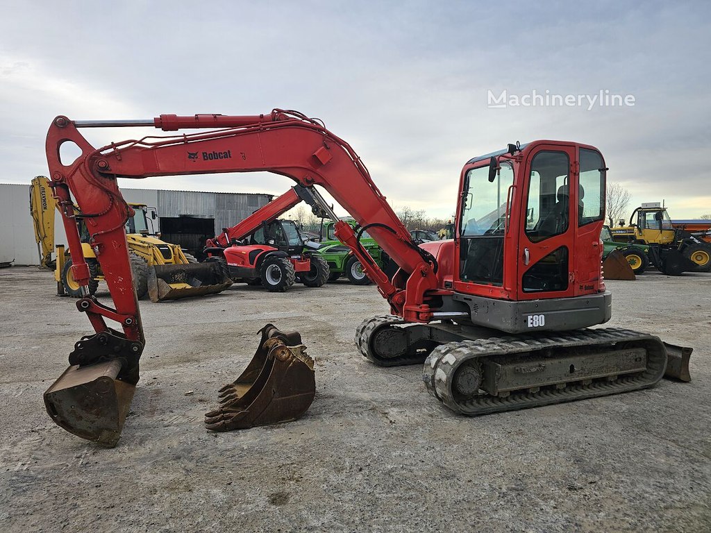 Bobcat E80 / 3buckets /good condition bager guseničar