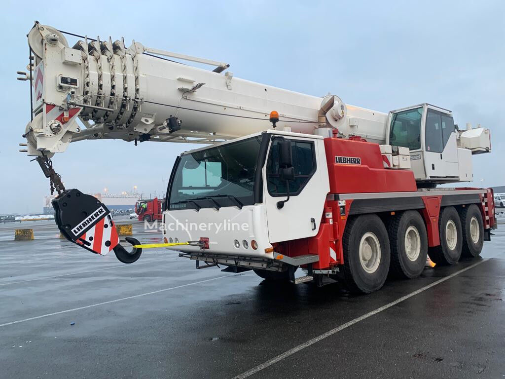 Liebherr LTM1070-4.2 pokretna dizalica