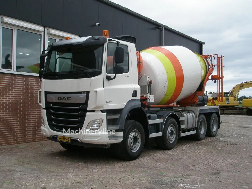 DAF CF 400 kamion s mešalicom za beton