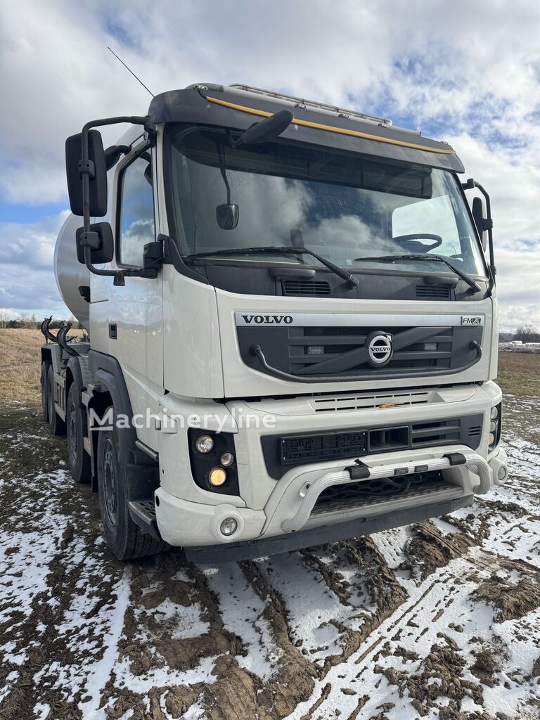 Liebherr na šasiji Volvo FMX 500 LIEBHERR 9M3 kamion s mešalicom za beton