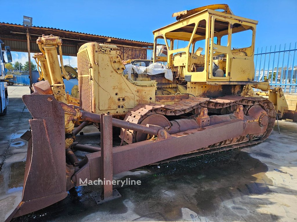 Caterpillar D8K/RIPPER-4X-WAY-DOZER/1983/ENGINE-DEFEKT/48-TONN buldožer