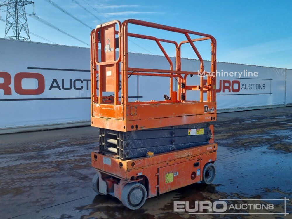 Prodaje se Zhe Jiang Electric Scissor Lift hidrauličnu zglobnu platformu na aukciji