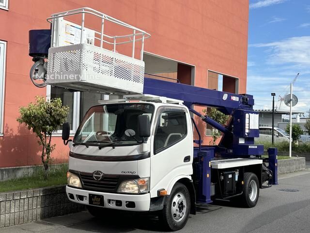 Isuzu Elf auto dizalica s korpom