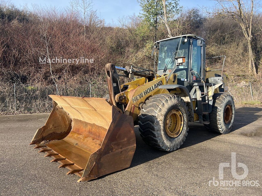 Prodaje se New Holland W270B Chargeuse Sur Pneus prednji utovarivač na aukciji