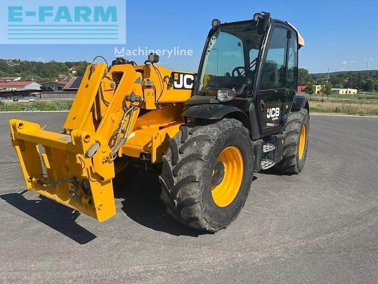 JCB 541-70 agri super teleskopski prednji utovarivač