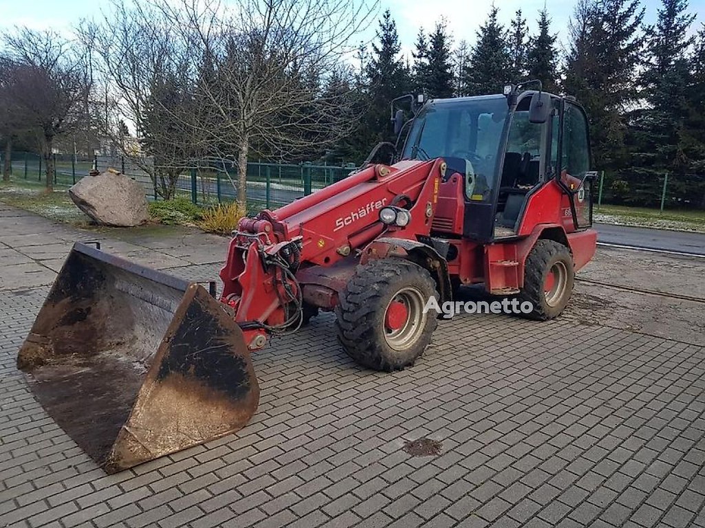 Schäffer 6680T traktor točkaš