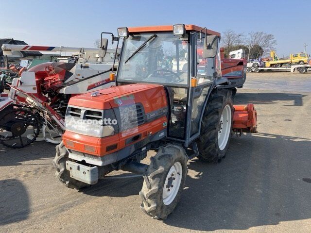 Kubota TRACTOR(Kubota) traktor točkaš