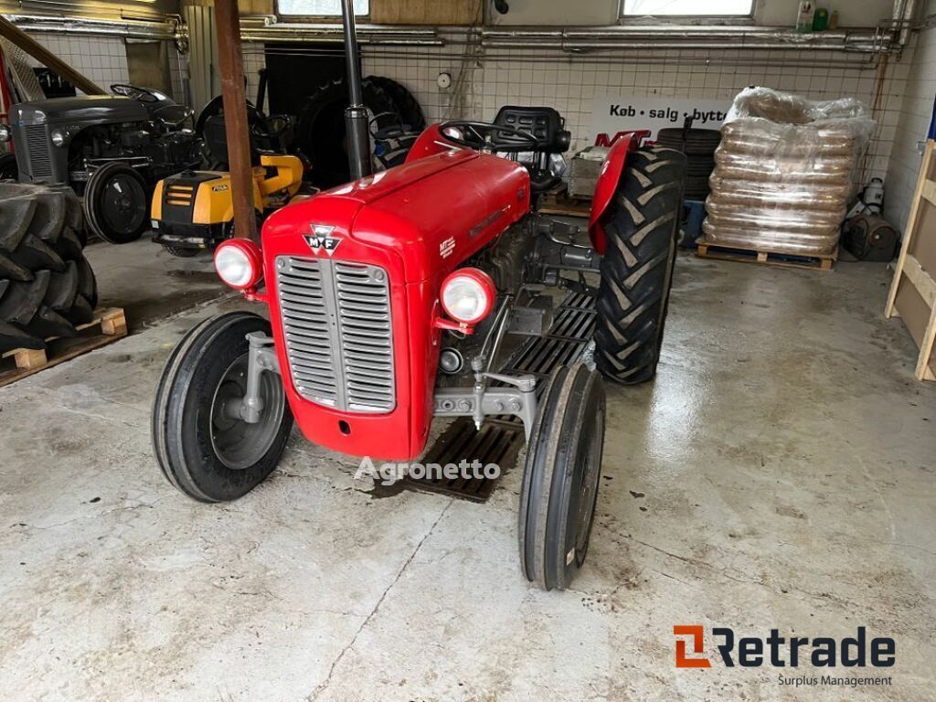 Prodaje se Massey Ferguson 35 mini traktor na aukciji