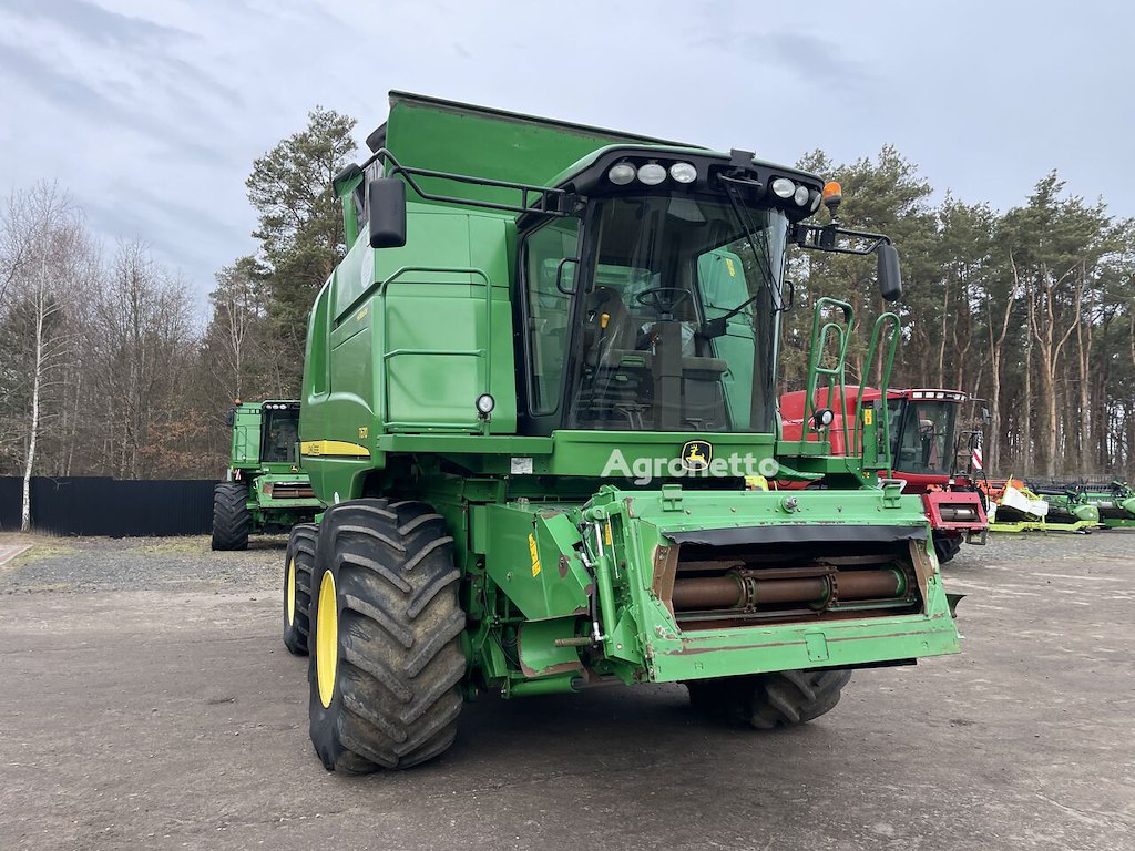 John Deere T670 kombajn za žito