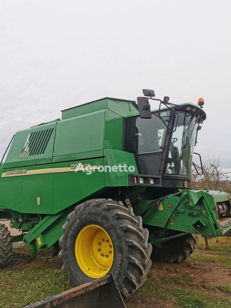 John Deere 1550 WTS kombajn za žito