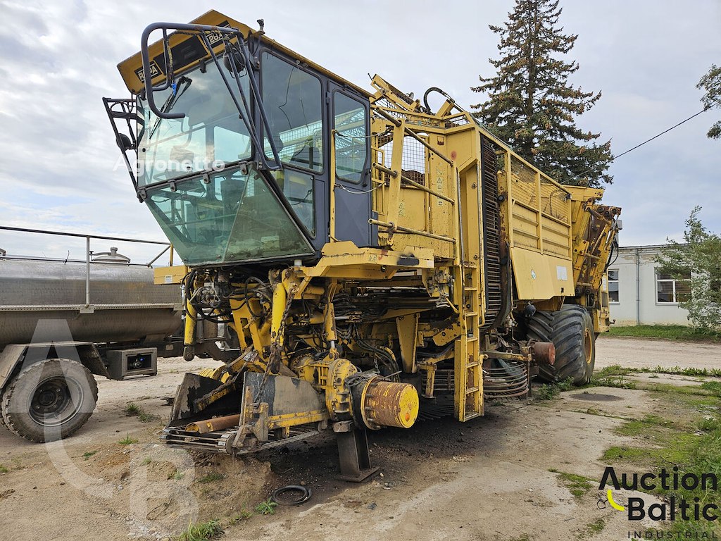 Prodaje se Ropa R26.45K kombajn za žito na aukciji