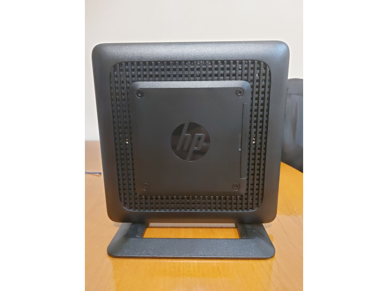 HP t520 mini računar