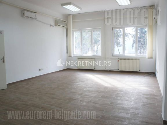 #40996, Izdavanje, P.P., ZEMUN NOVI GRAD, 1600 EUR