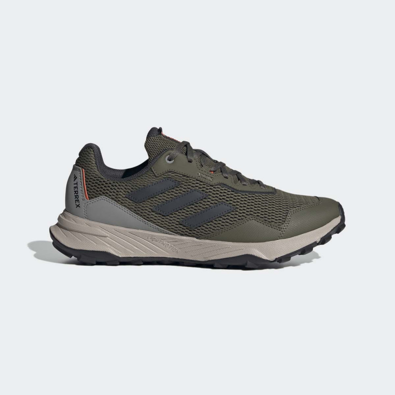 PATIKE ADIDAS TRACEFINDER M