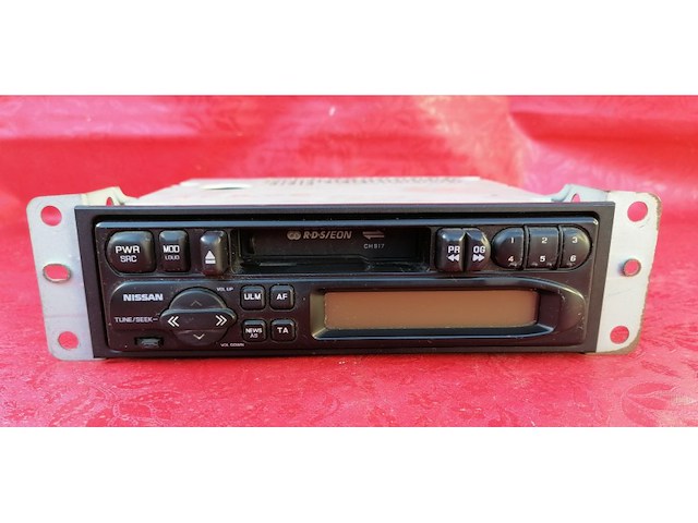 Radio kasetofon CLARION CH917 PN-1614U za NISSAN