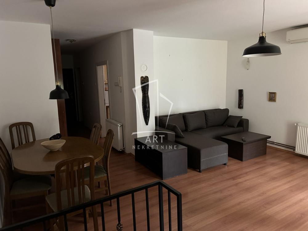 Banovo brdo, Izdaje se 2.0 stan u kući ID#9812 500 €