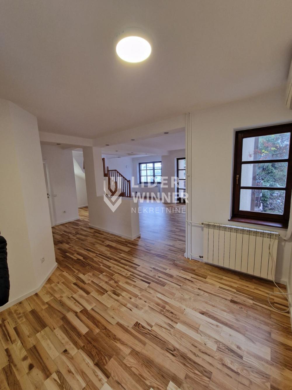 Lux kuća na Dedinju ID#5689 4.000 €