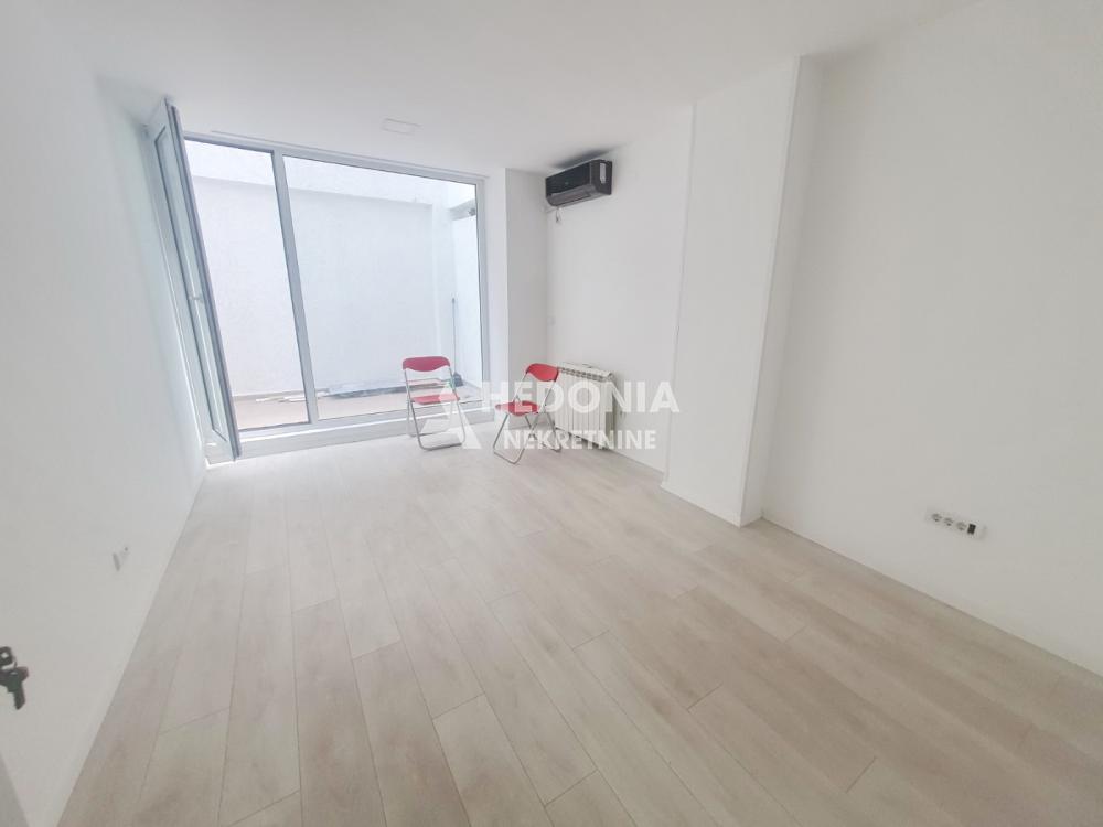 Đeram, noviji, 3.5, prazan, odmah useljiv ID#9828 199.000 €