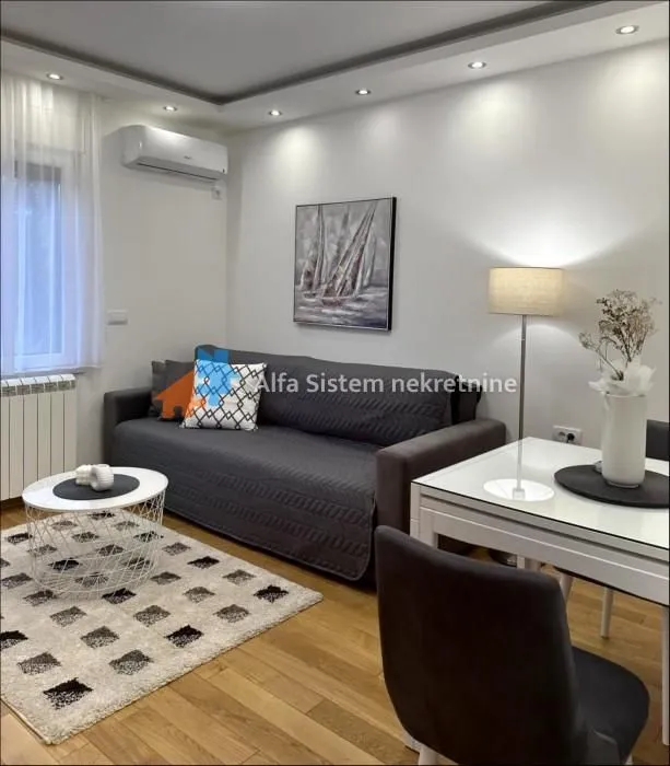 Izdavanje, jednosoban stan, 34m2, Đeram Pijaca, Beograd