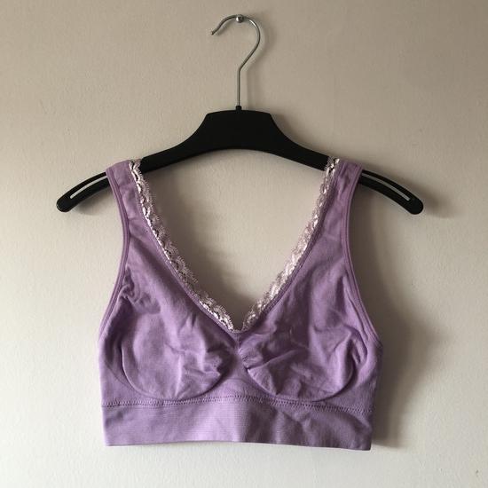 Sportski bralette sa cipkom NOV