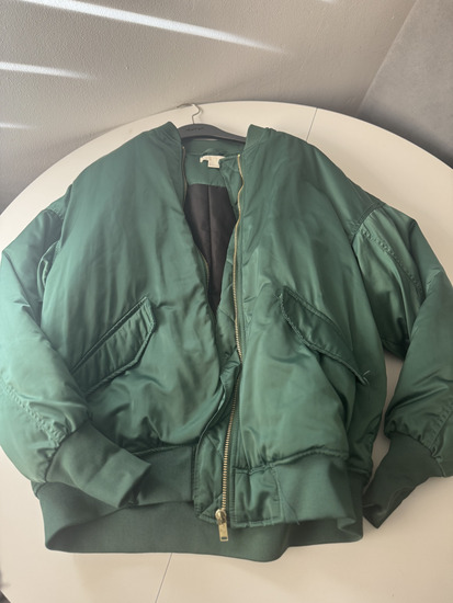 H&m bomber jakna NOVO