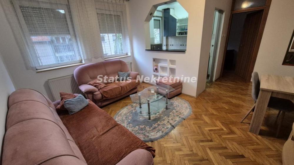 Jednoiposoban stan za izdavanje, 42m2, 400€