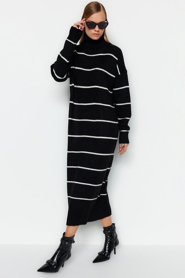 TRENDYOL BLACK MAXI KNIT WIDE PATTERN SOFT TEXTURE DRESS