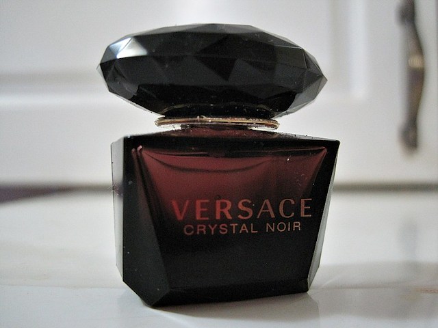 Versace Crystal Noir