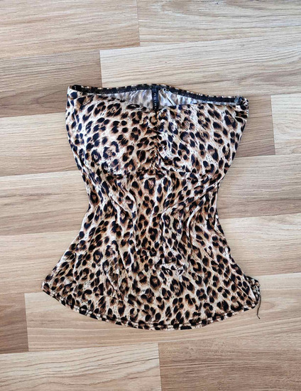 Leopard novi top