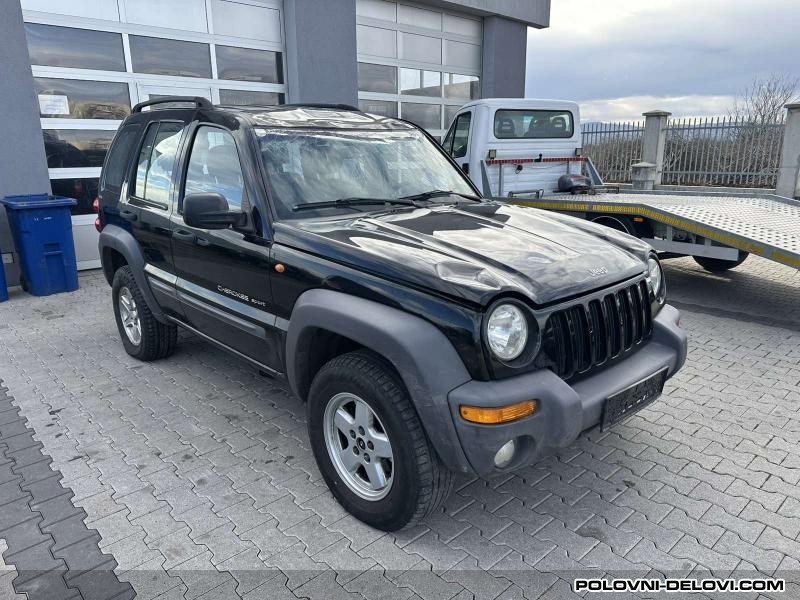 Jeep Liberty Kompletan Auto U Delovima