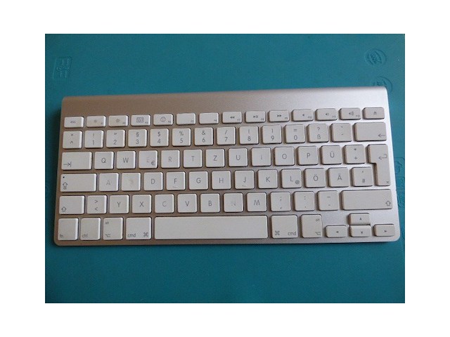 APPLE A1314 - bežična Bluetooth tastatura