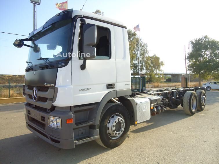 Mercedes-Benz ACTROS 25 32 kamion šasija