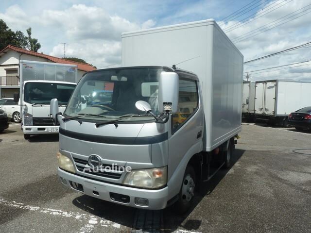 Hino DUTRO kamion furgon < 3.5t