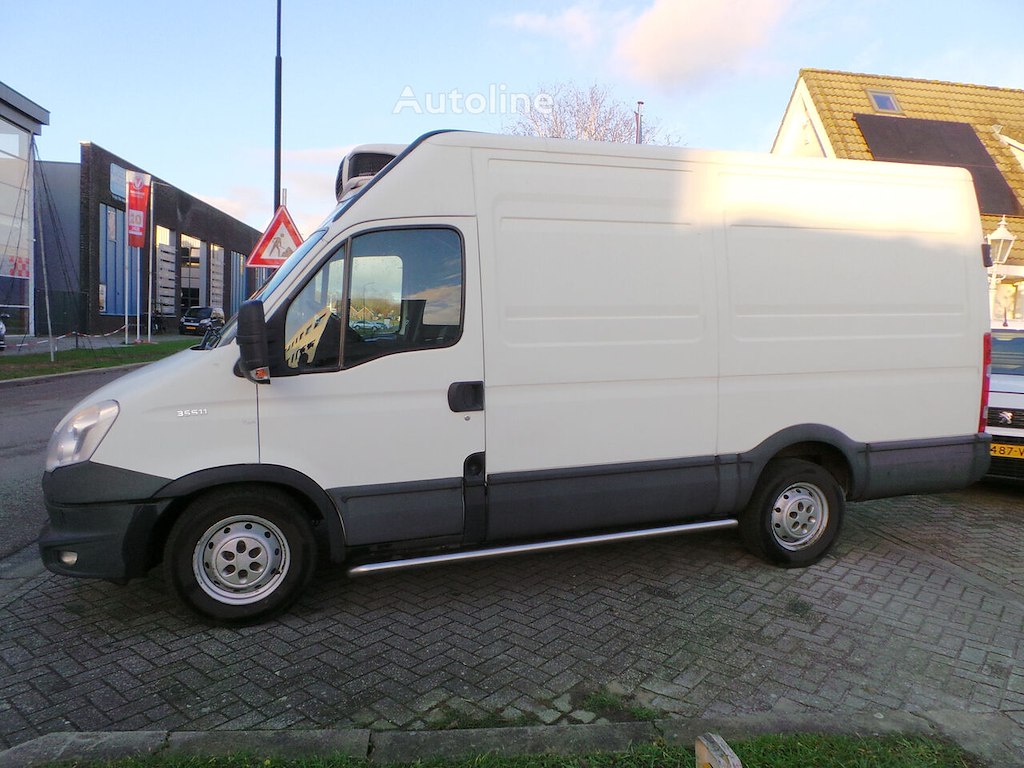 IVECO Daily 35S11V 330 H3 Carrier Koelwagen kamion hladnjača < 3.5t