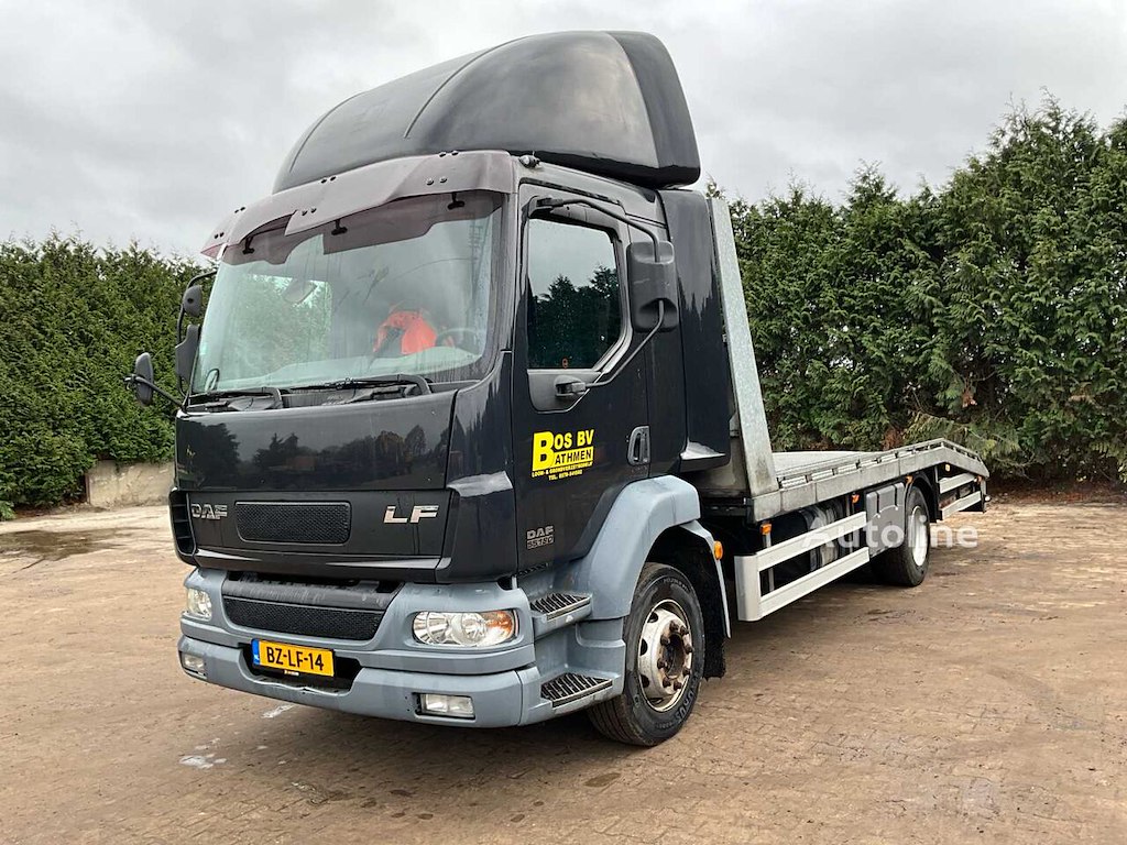 Prodaje se DAF LF 55.180 autotransporter na aukciji