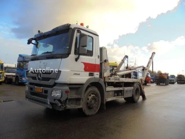 Mercedes-Benz Actros 1832 kamion autopodizač kontejnera