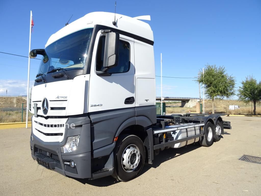 Mercedes-Benz ACTROS 25 45 vozilo za prevoz kontejnera