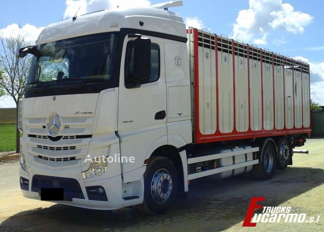 Mercedes-Benz ACTROS 25 45 kamion za prevoz stoke