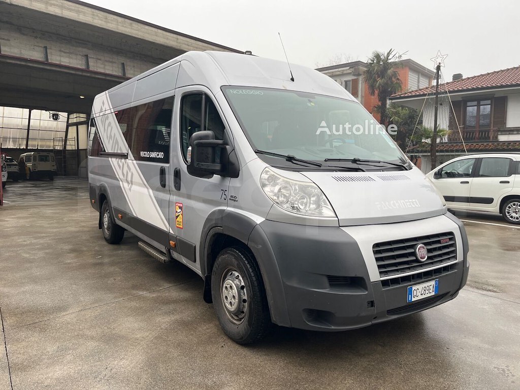 Prodaje se FIAT Ducato putnički minibus na aukciji