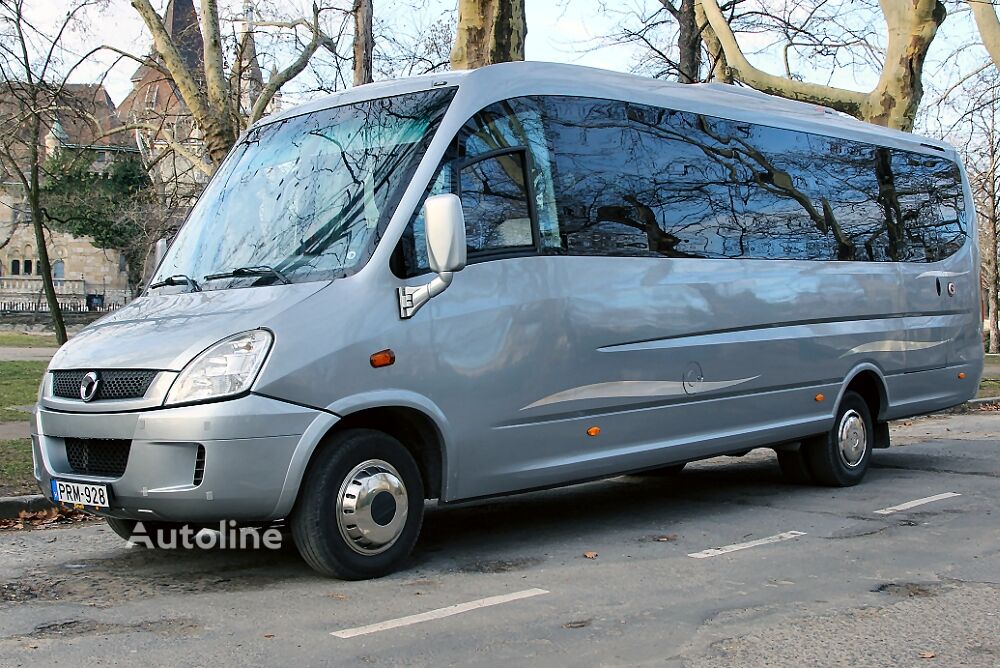 IVECO Daily putnički minibus